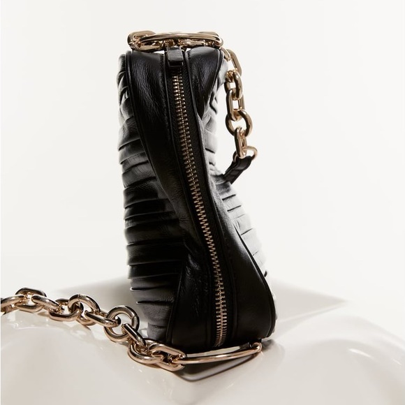 Zara | Bags | Zara Black Crossbody With Gold Chain | Poshmark